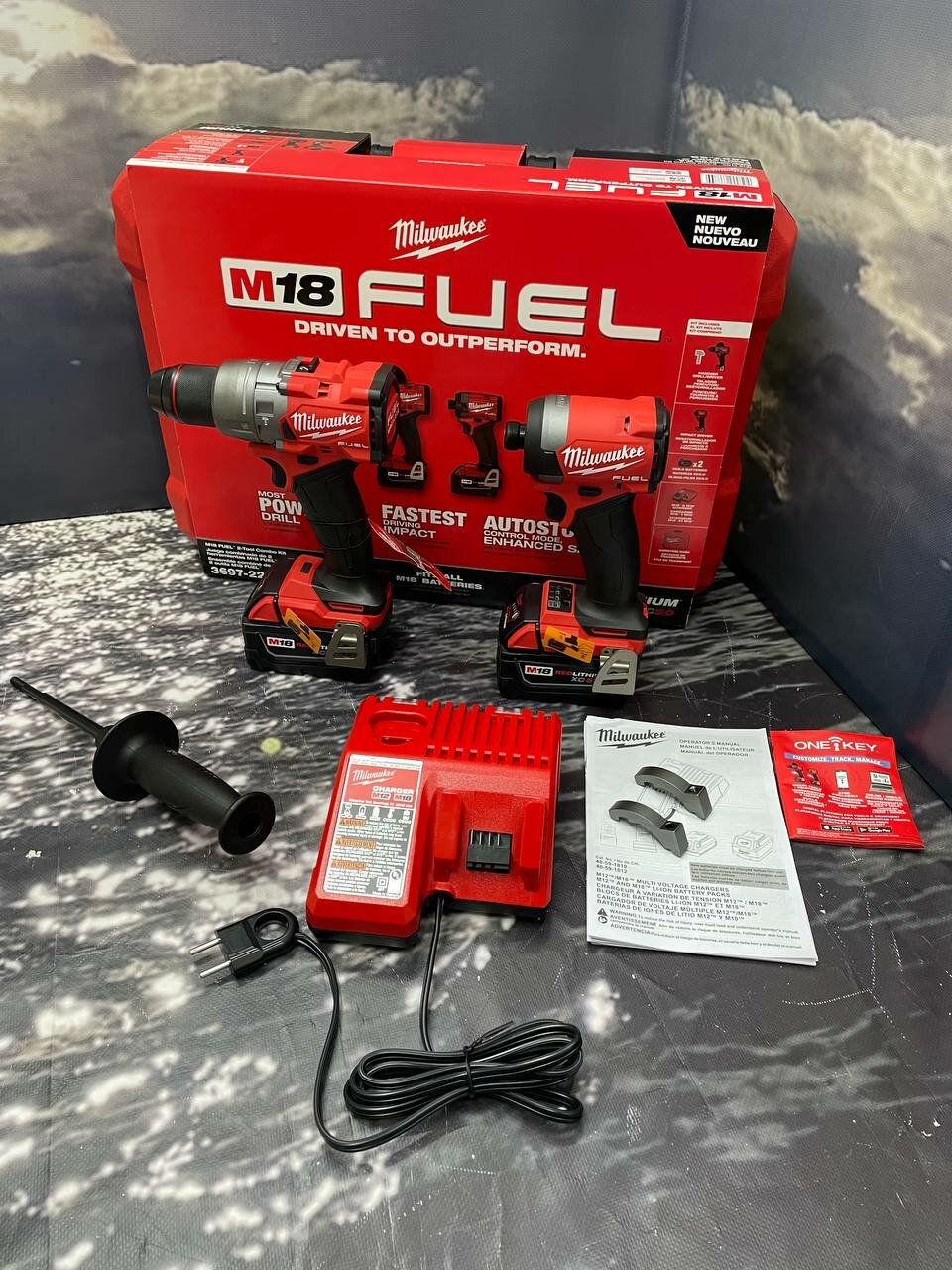 Дрель+Импакт Milwaukee 3697-22