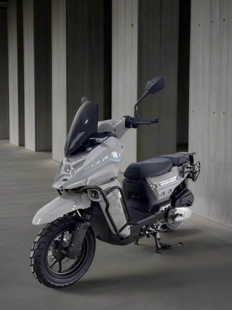 Скутер ISKRA X GREY 150 см3 (49,9 см3) 10 л. с.