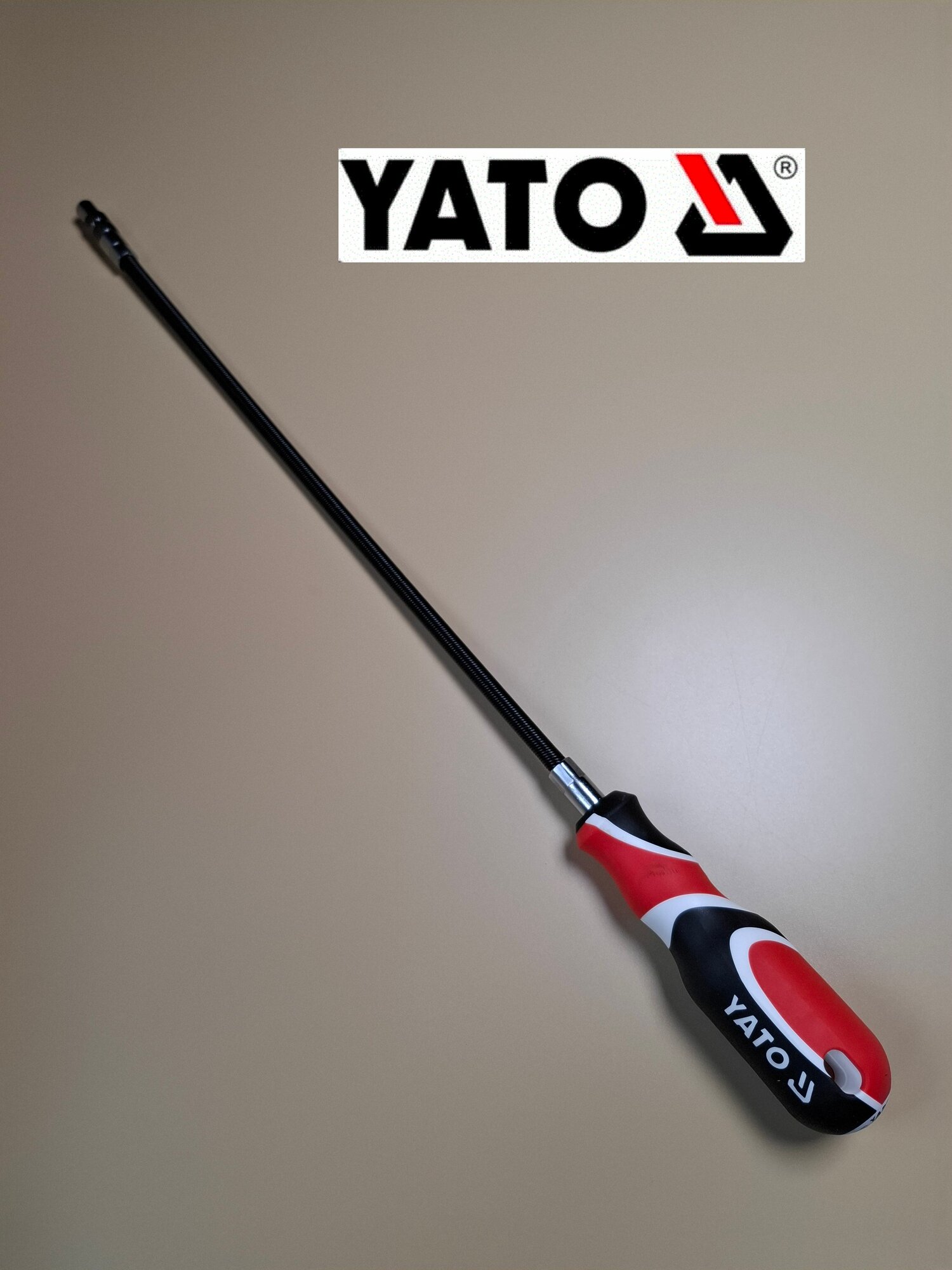 Отвертка-битодержатель 1/4 " 380 мм с гибким валом YATO YT-1382