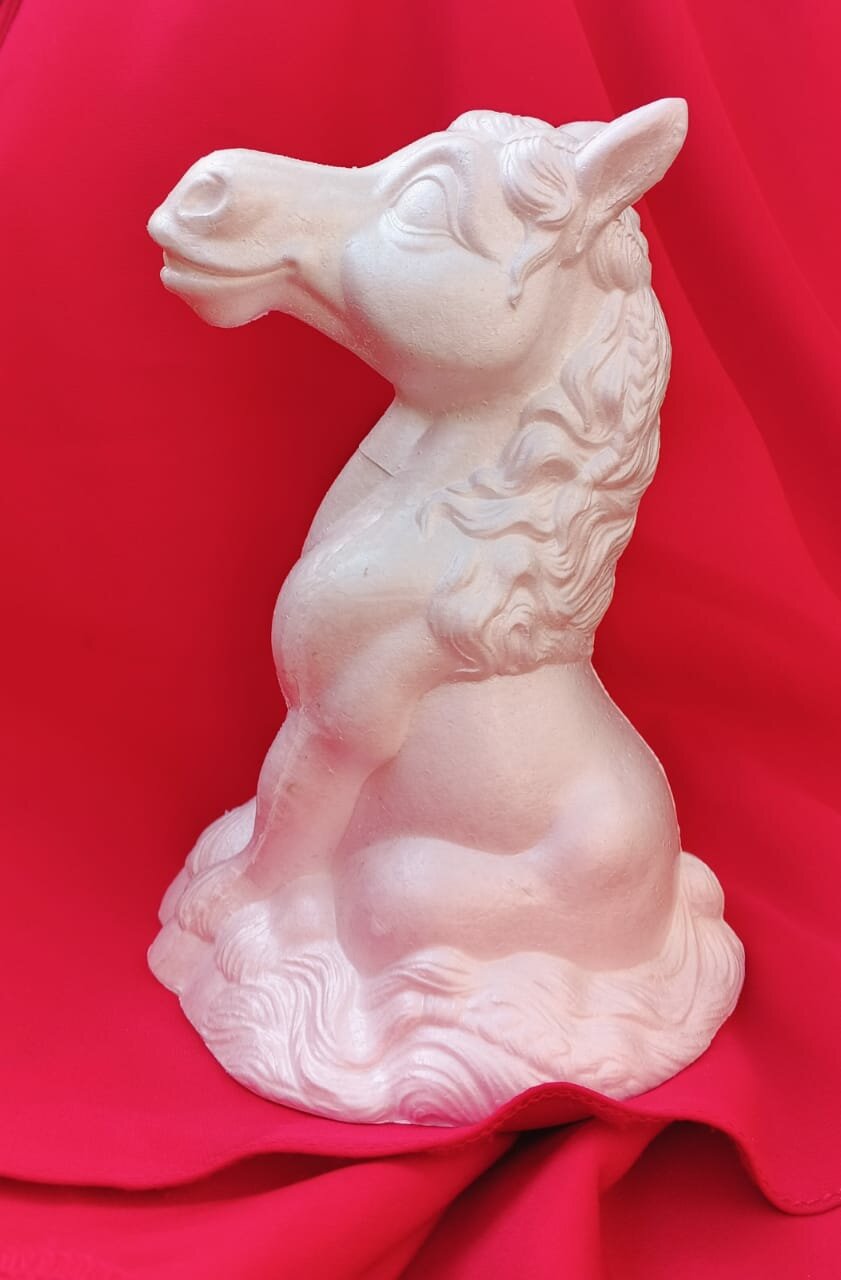 Форма из пенопласта Туендатская сувенирная мастерская неокрашенная "Лошадка", h 19 см