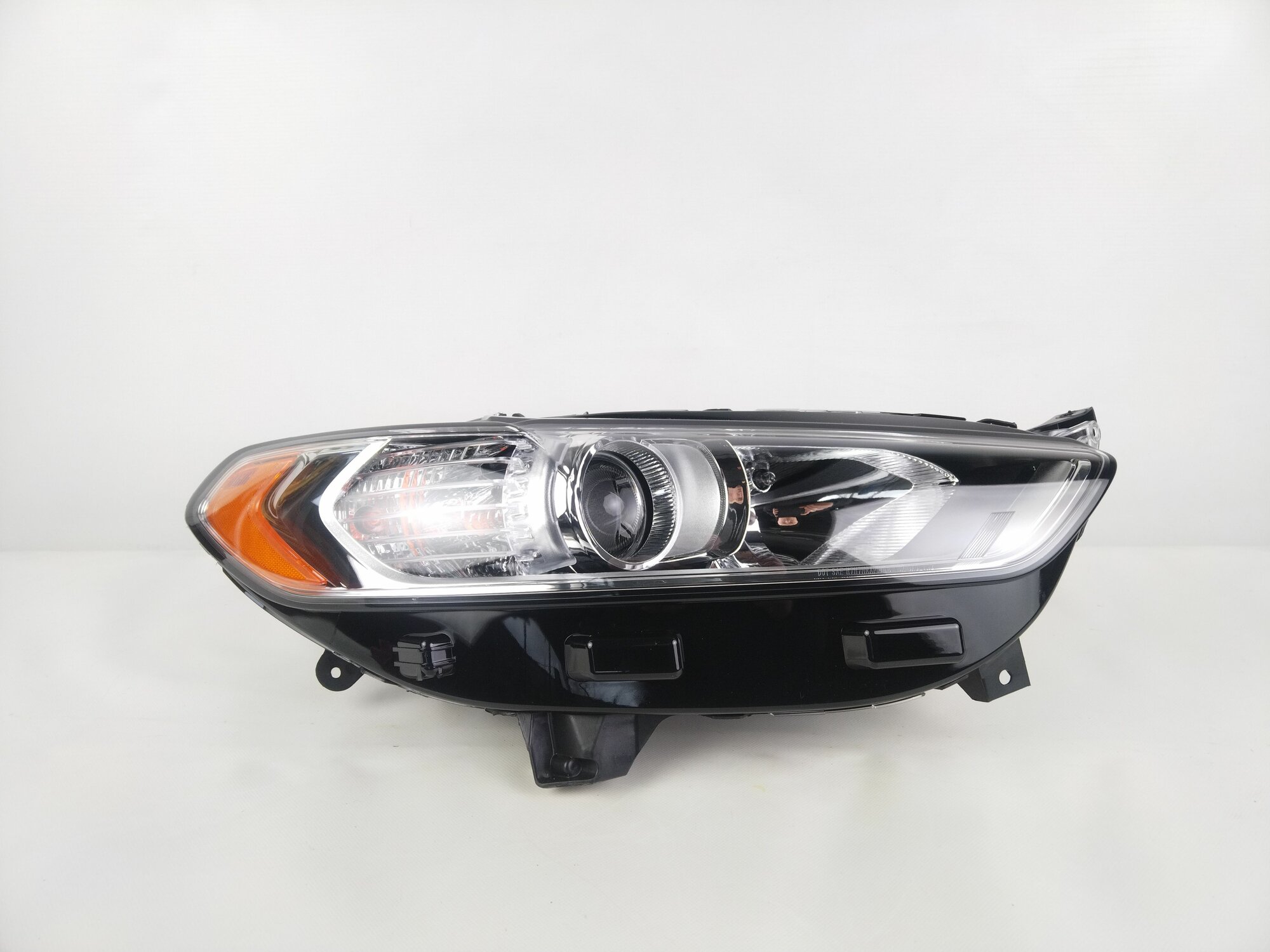 Фара правая Форд Мондео 5, Fusion USA 2014-2019 Галоген Серебро