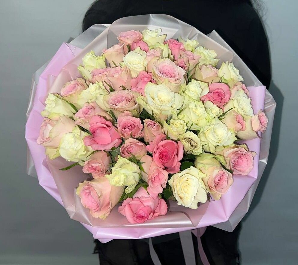 Decoriflora, Букет живых цветов / Роза, цвет розовый, белый, 51 шт
