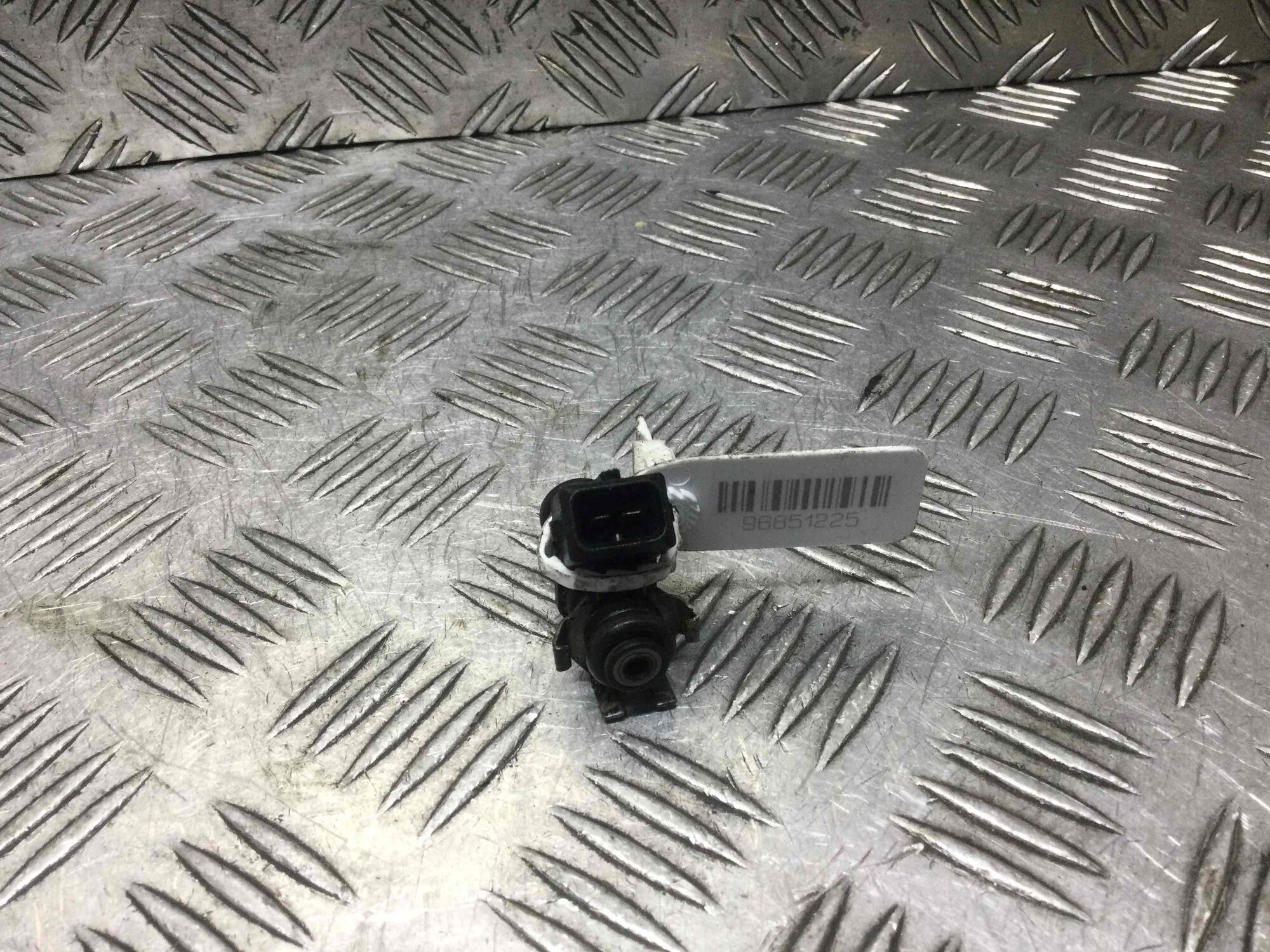 Б/У Форсунка Renault Scenic 2 поколение (2003-2006) 2007 г.