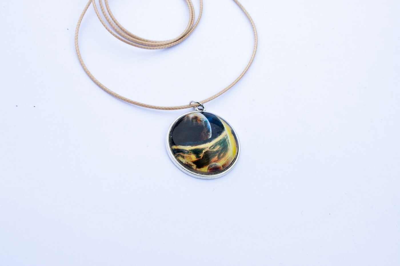 Подвеска, стекло