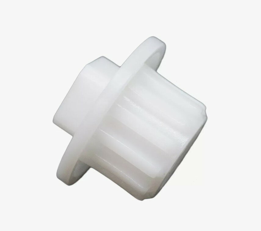 Втулка шнека для мясорубок Bosch, Philips, Zelmer, H=26 мм. D=15 мм, вставка 15х15 мм, D юбки 35 мм, Z=12 шт. прямой