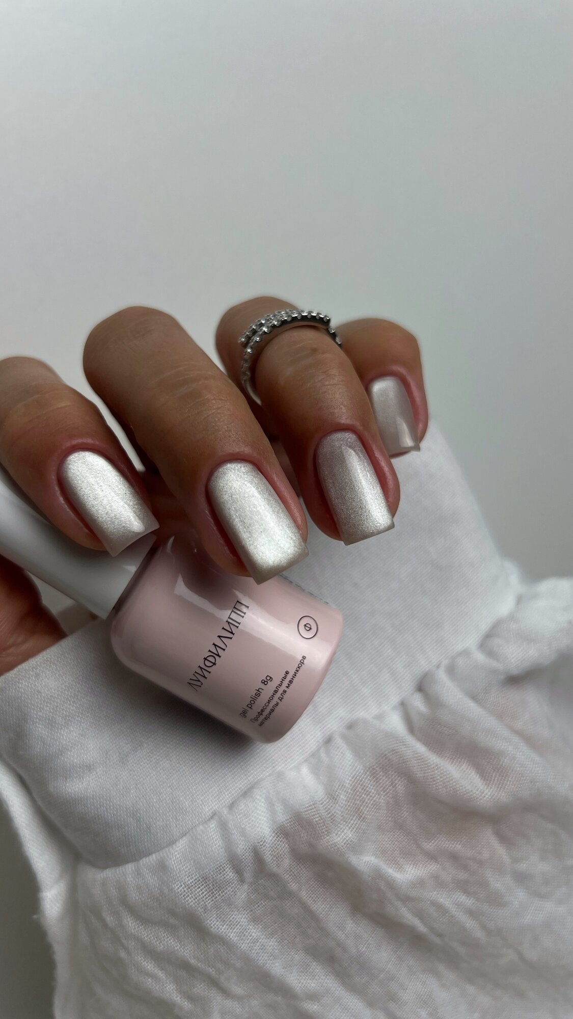 Гель-лак для ногтей Луи Филипп Phantom cat 01 8g