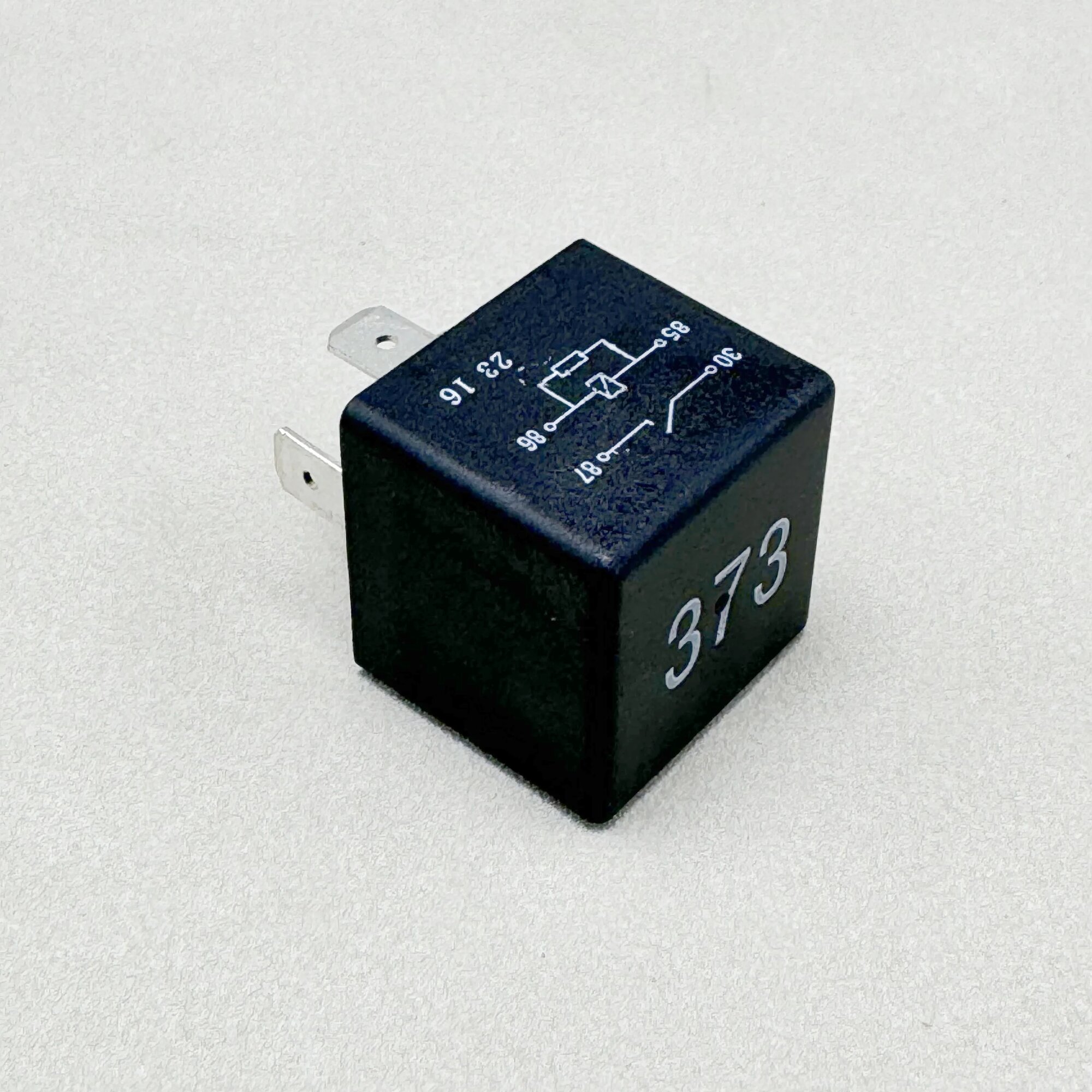 Автомобильное реле # 373 подходит для VW EOS Golf Passat Polo Sharan Tiguan Touran Touareg AUDI 100 200 A2 A3 A4 A8 8D0951253A