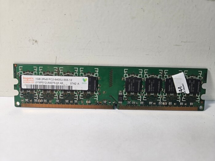 Оперативная память DDR2 1Gb PC2-6400 Hynix HYMP512U64EP8-S5