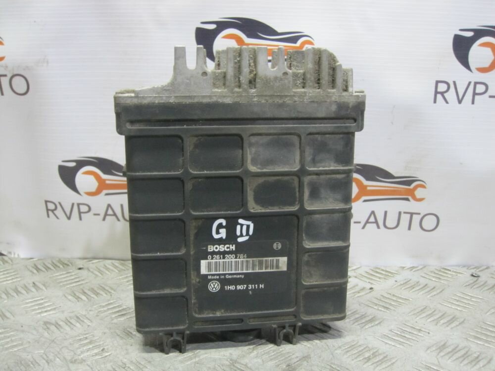 Блок управления двигателем VW Golf 3 1.6 1991-1999 0261200784