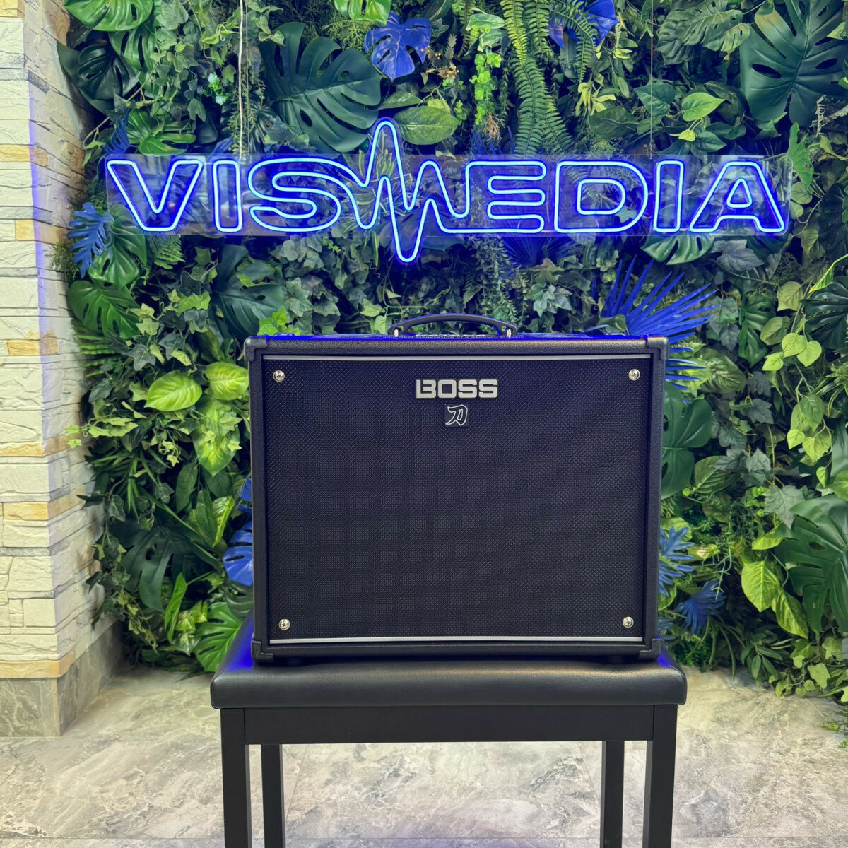 Гитарный комбоусилитель Boss KATANA-100 GEN 3, 100Вт, встроенные эффекты