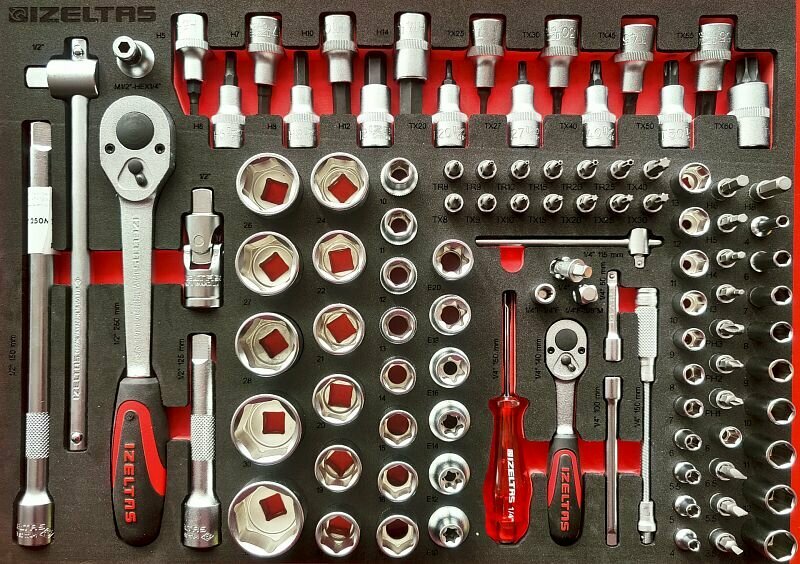 Набор торцевых головок 1/4"+1/2" в ложементе 102 предмета габариты 462X335 IZELTAS