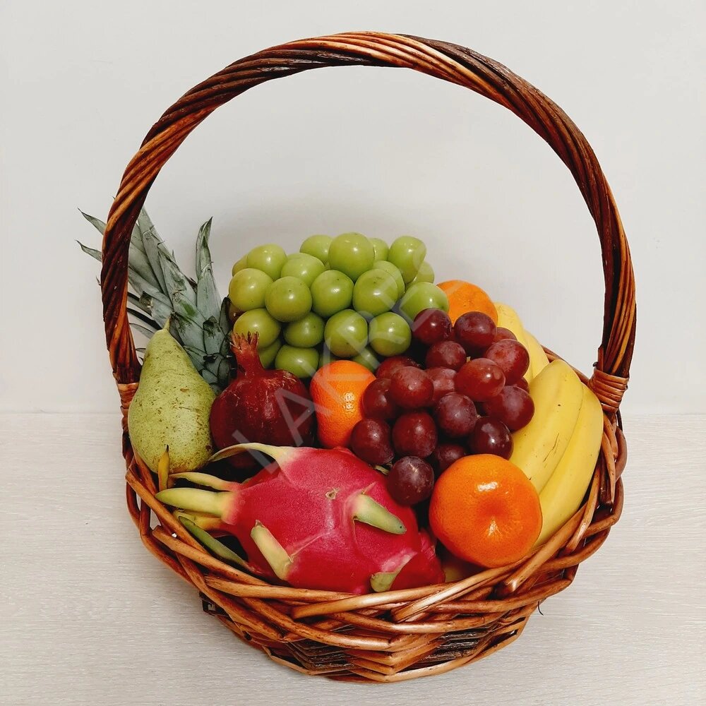 Фруктовая корзина LAKRES "Тропическая", общий вес фруктов 7 кг