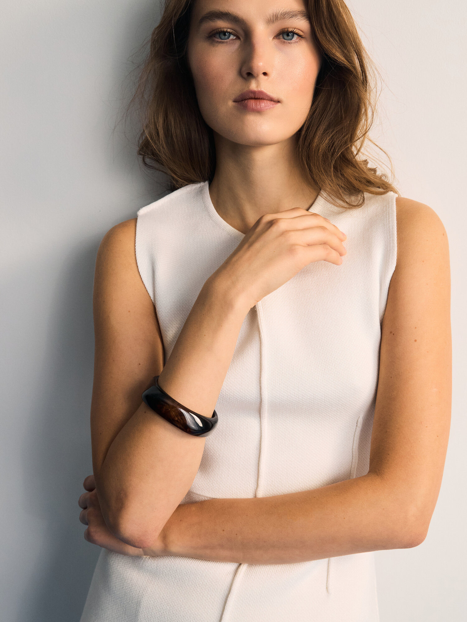 Жесткий браслет