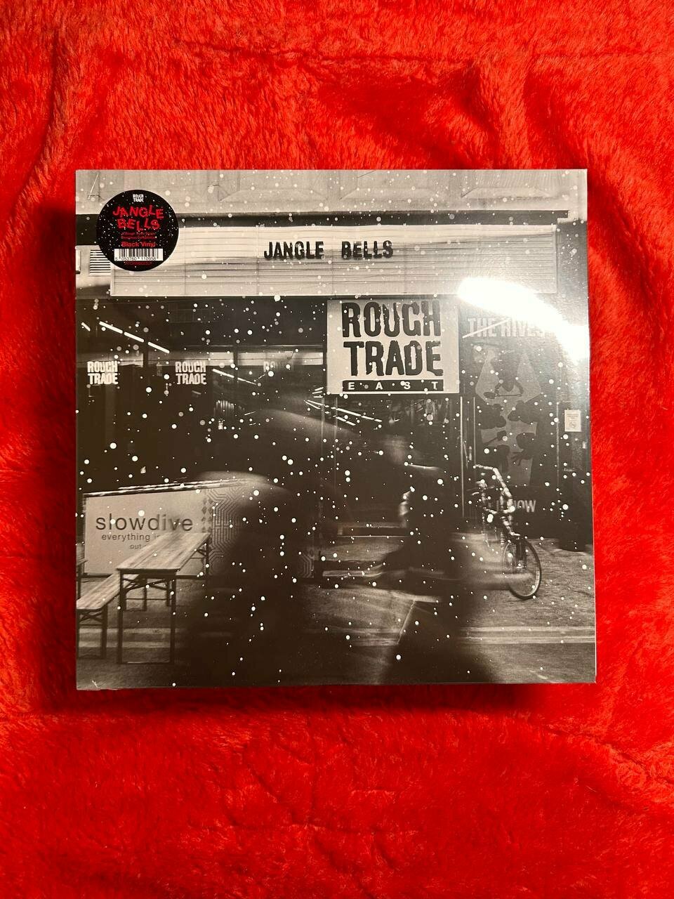 Винил Jangle Bells: A Rough Trade Shops Christmas Selection LP + CD (CША) Рождественский сборник, новогодняя виниловая пластинка