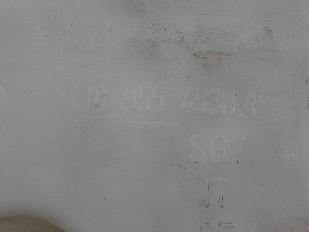 Бачок омывателя Volkswagen Golf 4 1J0955453N арт. 1683061