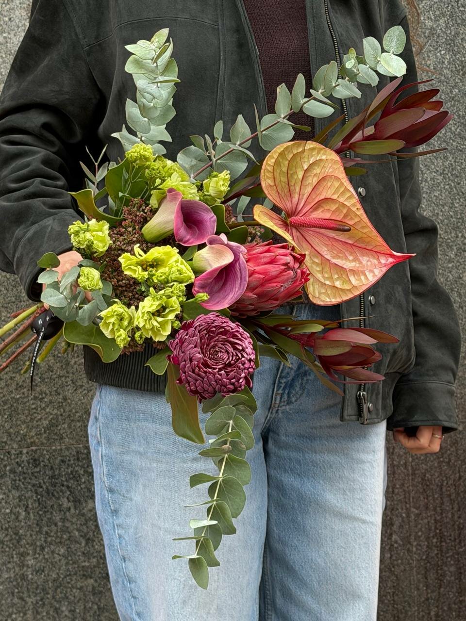 Fairy - букет с антуриумом и протеей