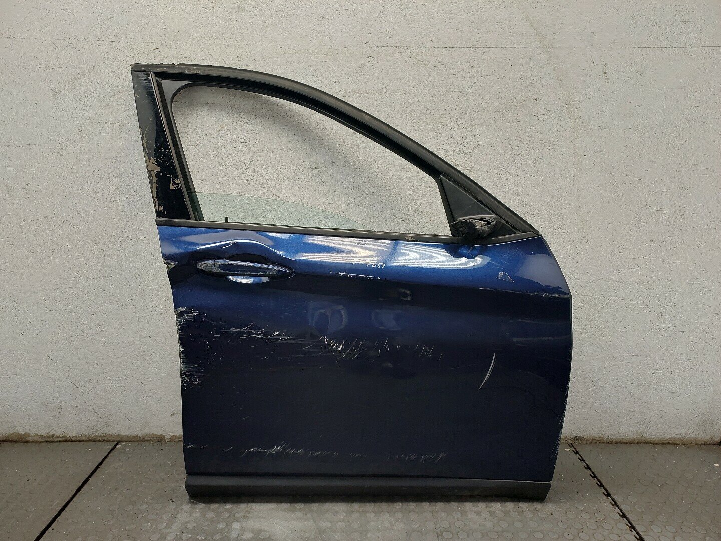 Дверь боковая (легковая) правая передняя BMW X1 (F48) Б/У