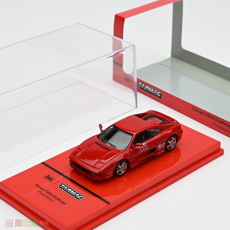 Машинка TW 1:64 Ferrari F355 Challenge Presentation