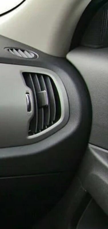 Дефлектор воздуховод KIA Sportage 3 Б/У с пробегом