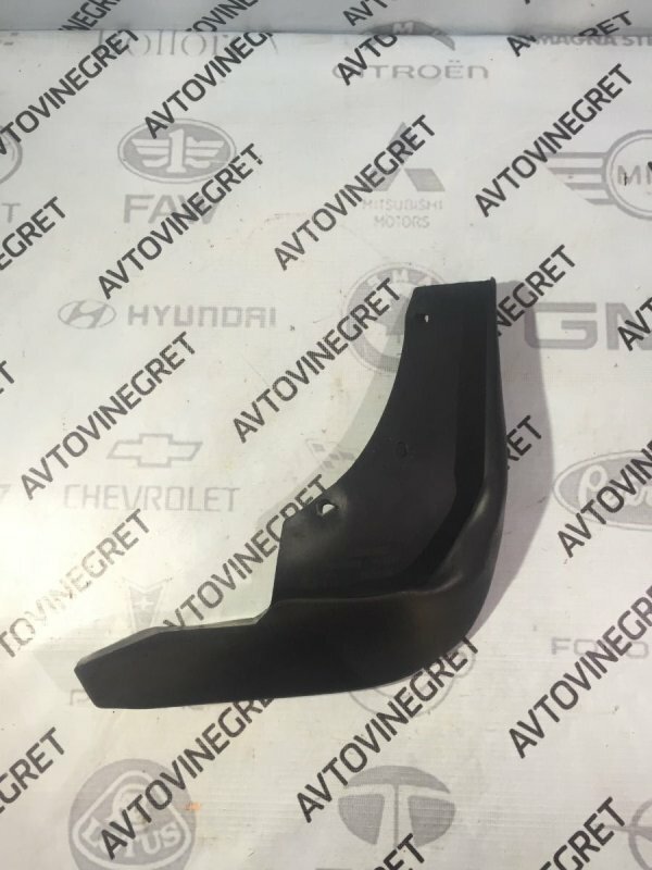 Брызговик передний правый Renault Duster 1 F4R 2.0 Б/У с пробегом