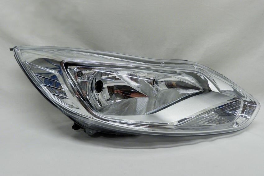 Фара правая для Ford Focus 3 1735190, Форд Фокус, год с 2011 по 2015