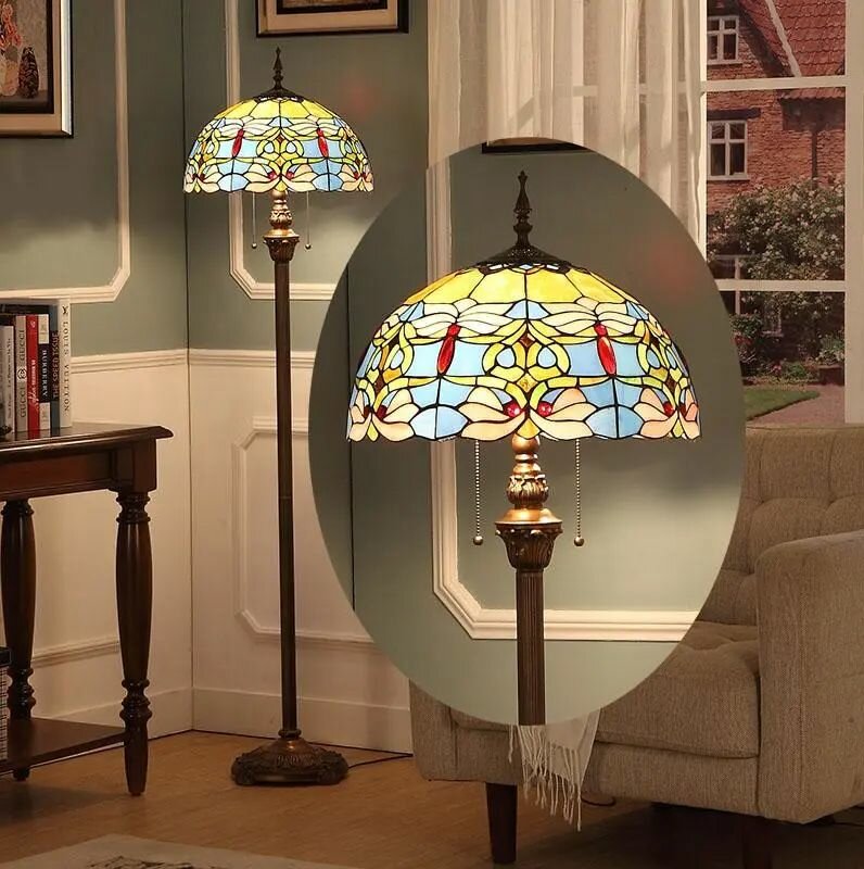 Ретро витраж Тиффани гостиная спальня прикроватная тумбочка торшер