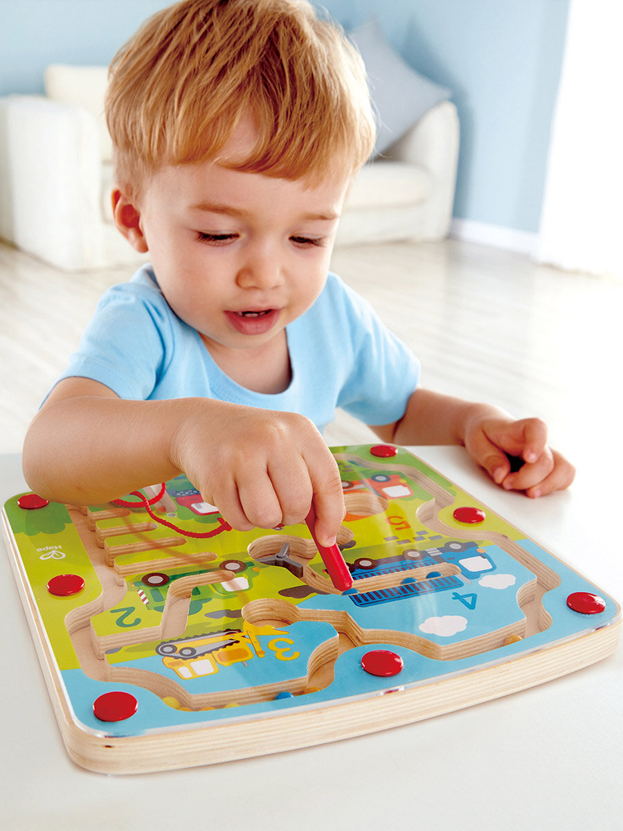 Детский магнитный лабиринт с шариком Hape "Транспорт", учим цвета и цифры E1713_HP