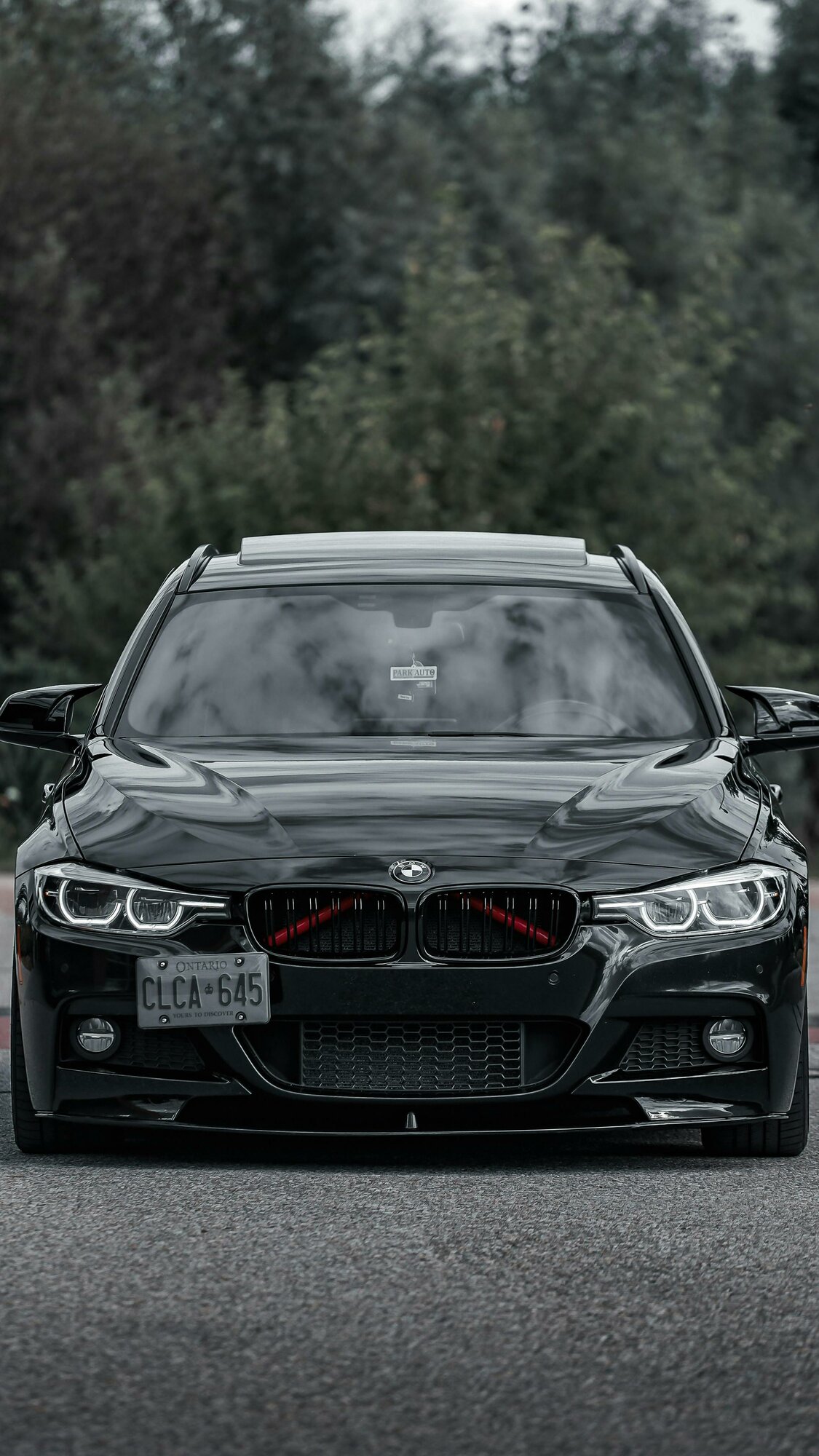 Картина на холсте 60x110 LinxOne "Автомобиль, интерьер для дома / декор на стену / дизайн