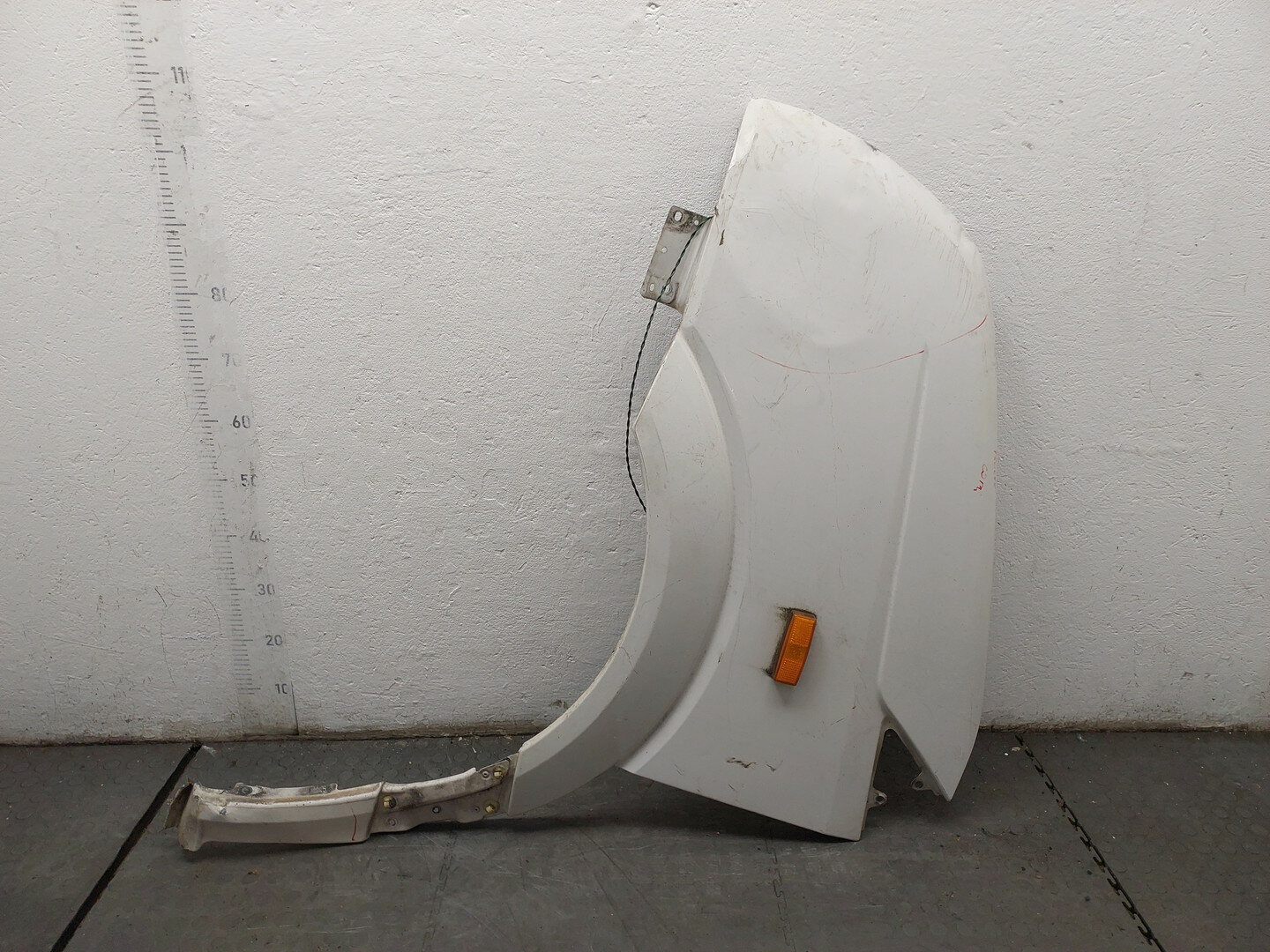 Крыло левое переднее Volkswagen Crafter Б/У