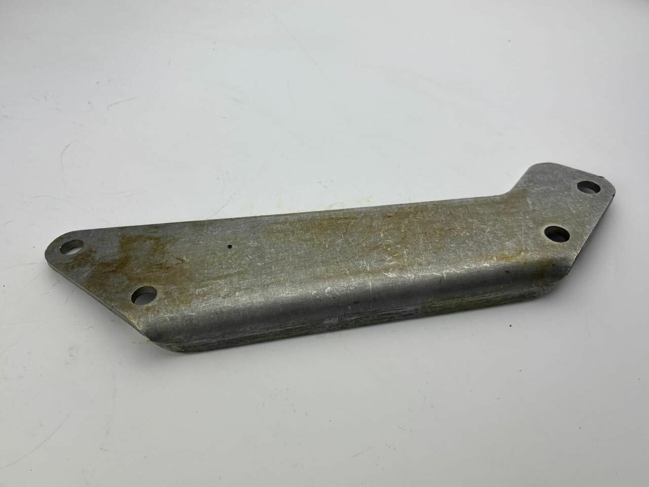 Кронштейн фильтра ТОТ ГАЗ-33104 "Валдай", Д-245