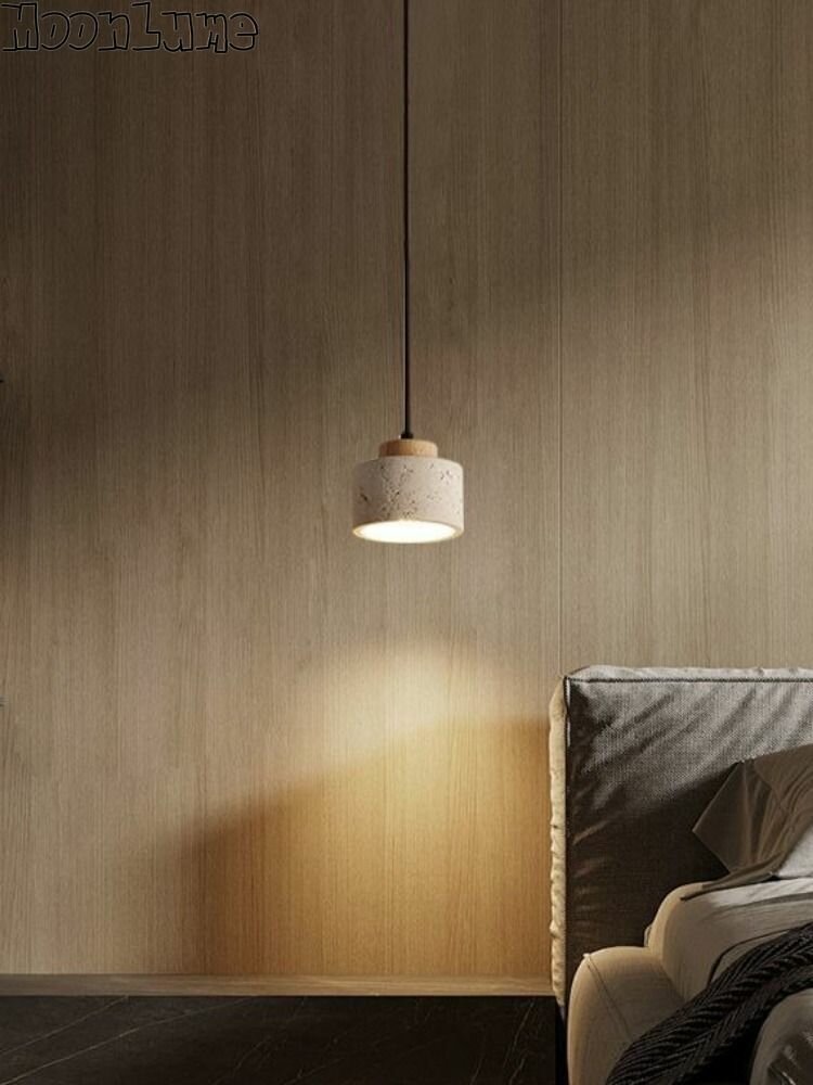 Винтажная каменная люстра