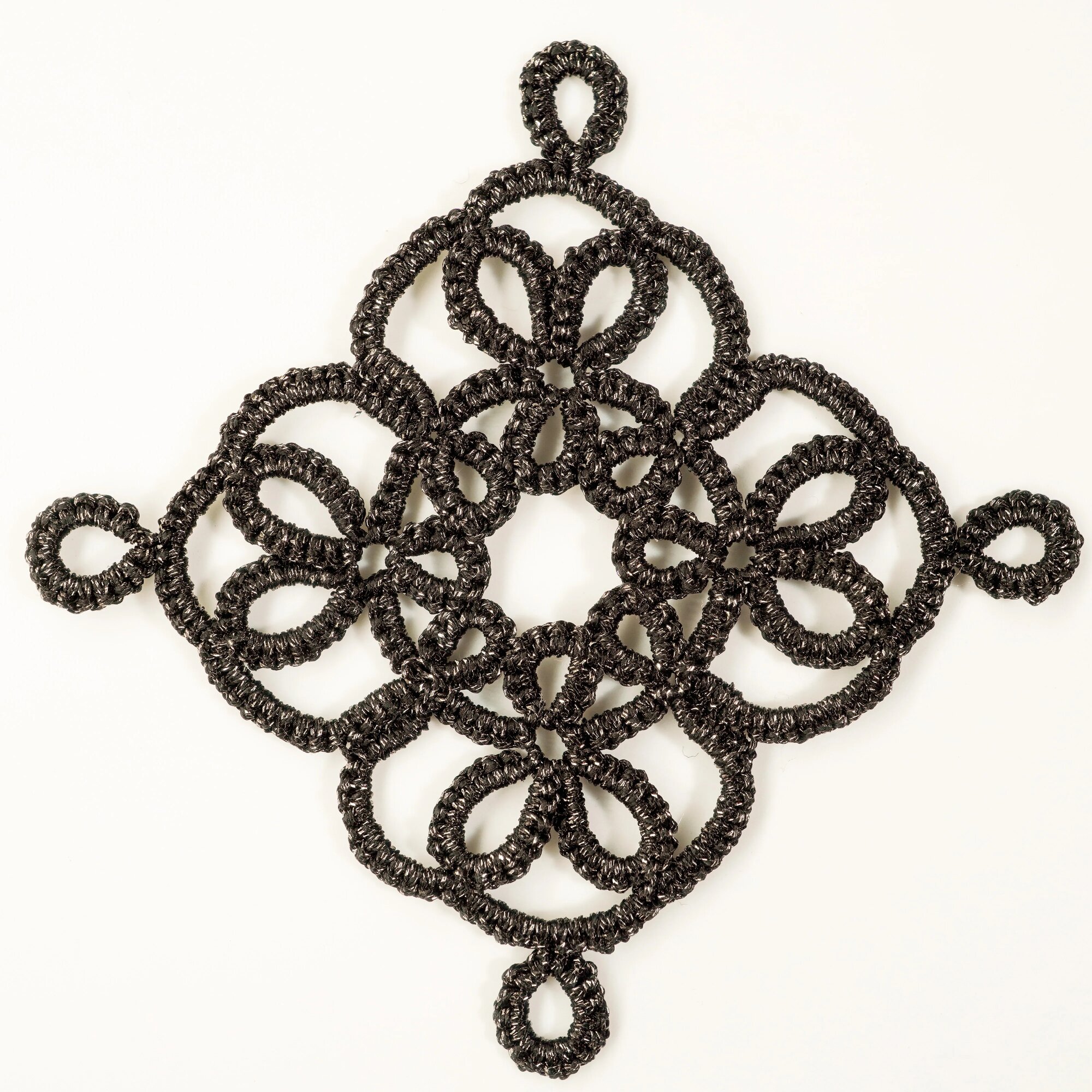 Calais FS металлическая нить для вышивки 4-х нитка Черный, FS-8