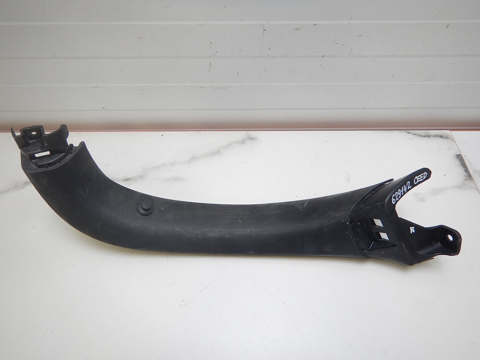 Б/У Обшивка двери багажника, KIA (Киа)-CEED (12-18) KIA CEED (12-18) купе правая Царапины. 629142 Hyundai-KIA арт. 81741A...