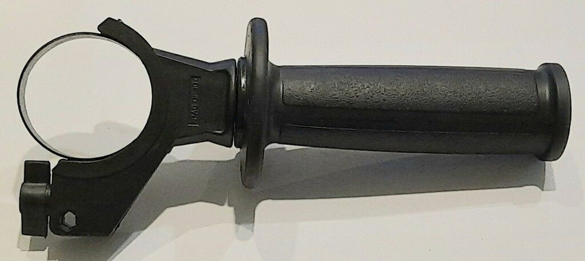 Рукоятка боковая для перфоратора Интерскол П-30/900, 28/800, 26/800, 24/700