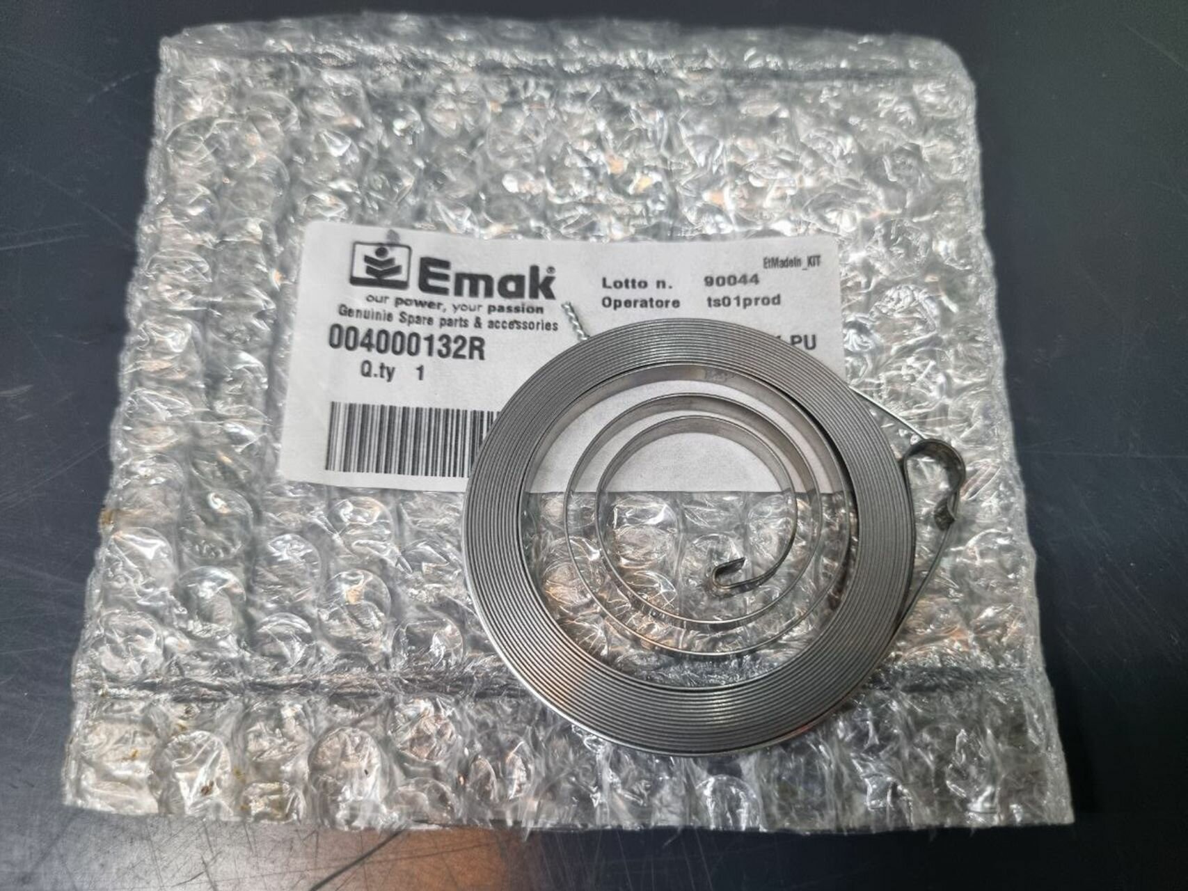 Пружина стартера Oleo-Mac (Emak), для бензопилы Oleo-Mac 936/940/755M, оригинал, арт. 0040-00132