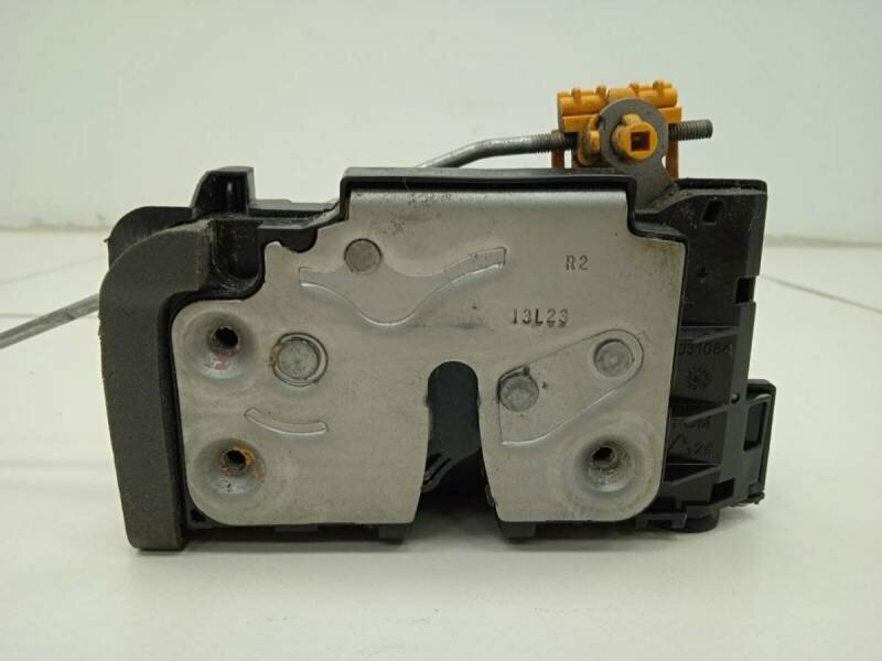 Замок двери передней правой Chevrolet Cobalt T250 2011-2015 кат.номер: 13592525