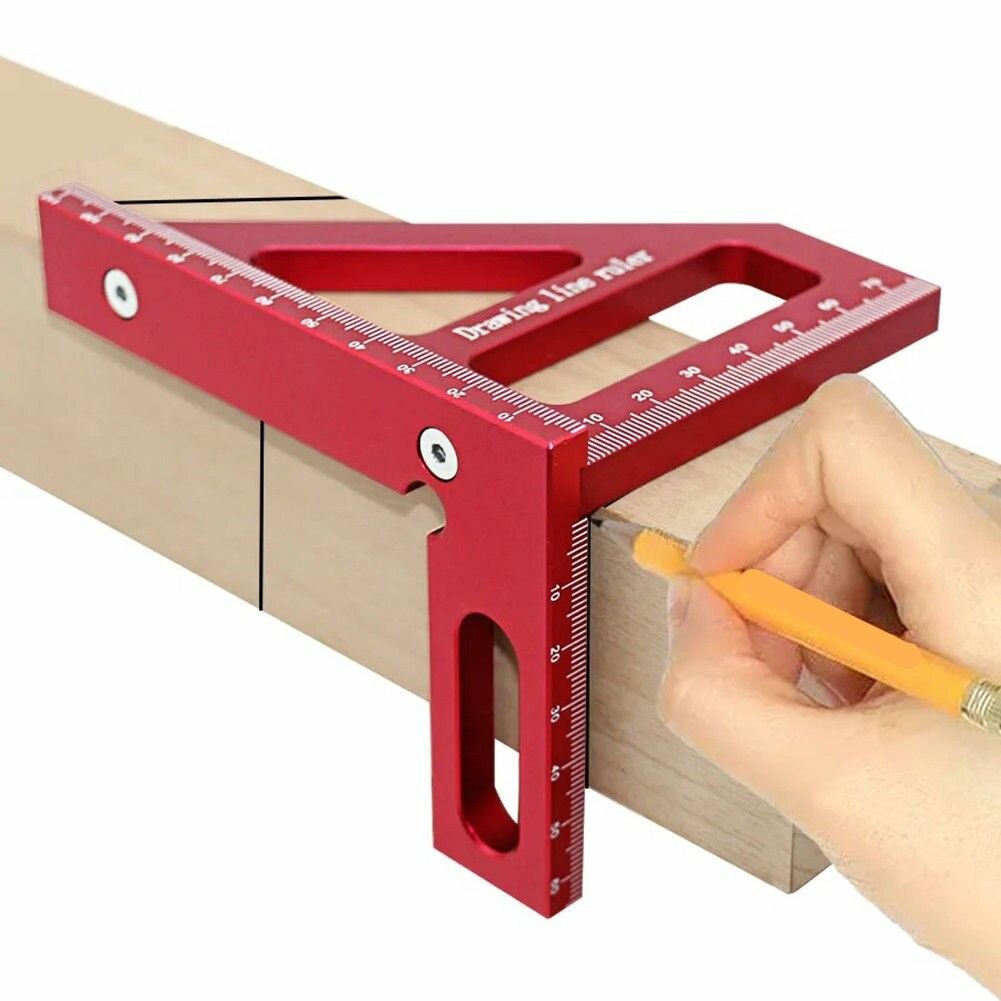 Деревянный треугольник для черчения