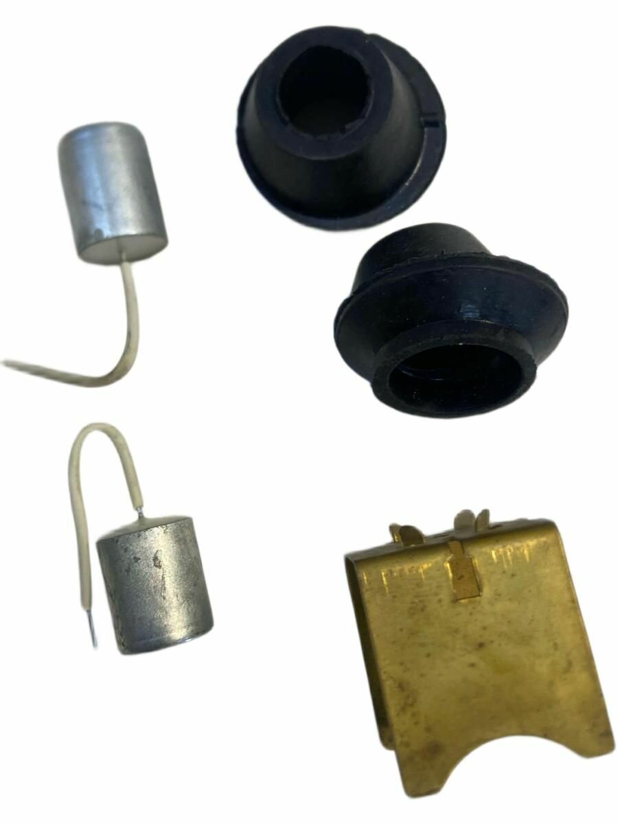 Заслонка карбюратора к65 1шт, резинка цилиндра 2шт, кондиционер 2шт Днепр