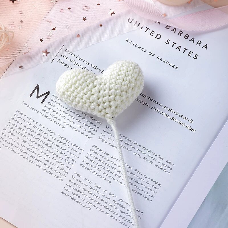 Готовый подарок ко Дню учителя, букет в форме сердца из вязаных цветов ручной работы, креативный подарок на день