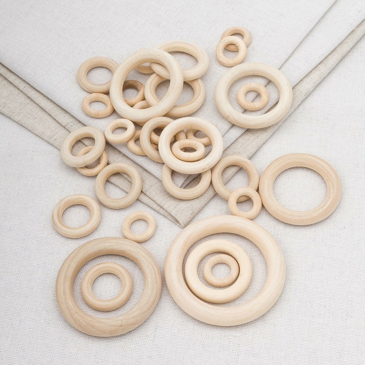 Кольца деревянные неокрашенные, 2-7 см, 33 штуки, Astra&Craft
