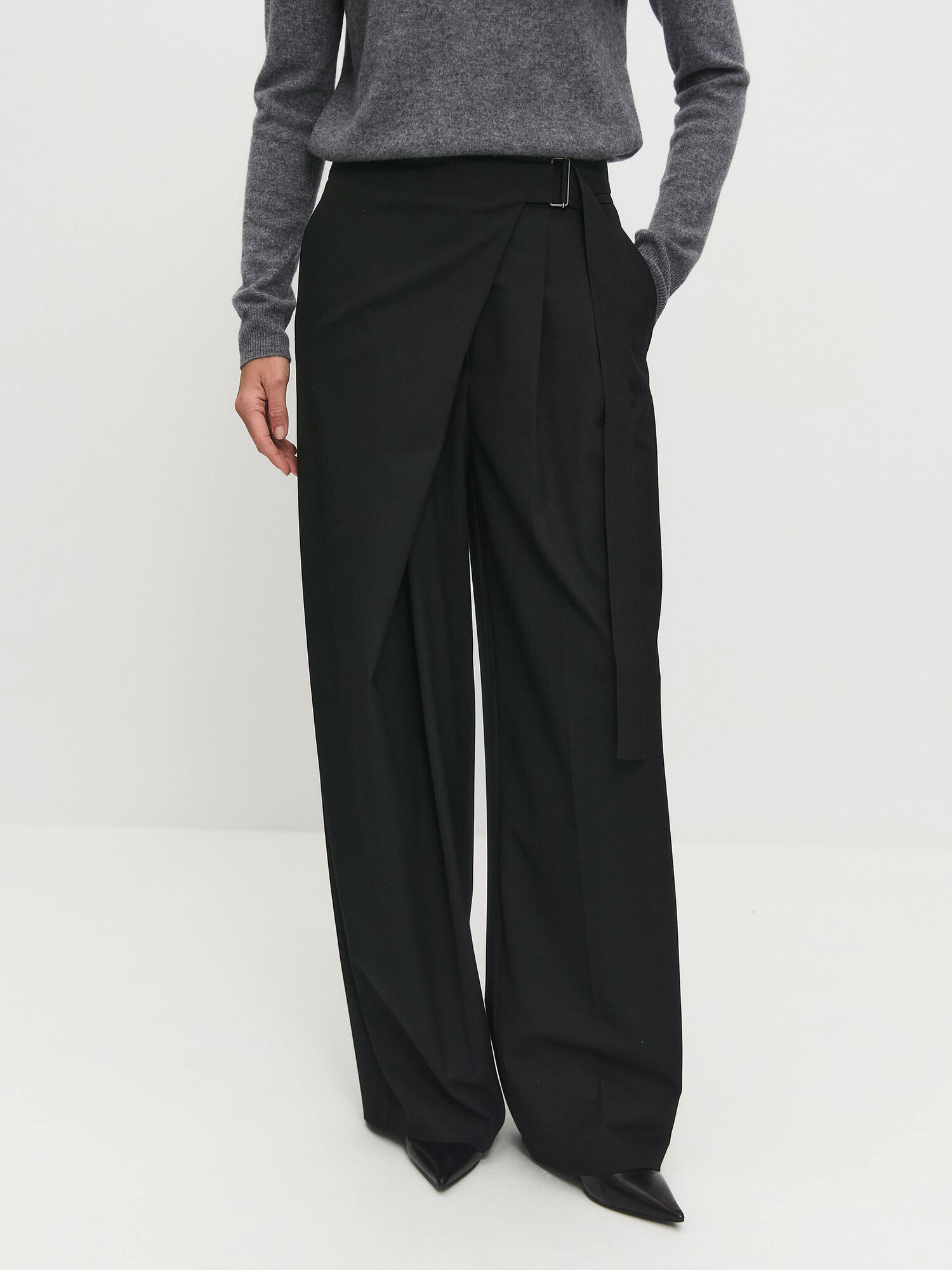 Брюки классические