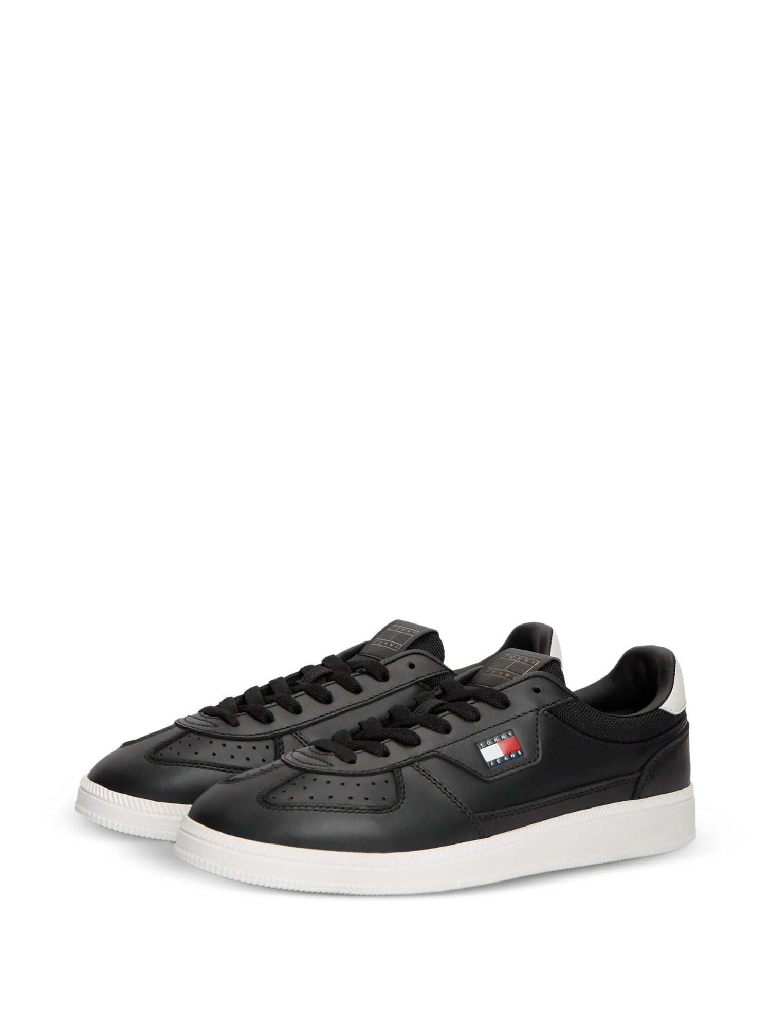 Кроссовки TOMMY HILFIGER Logo-patch sneakers, размер 45 EU — фото 1