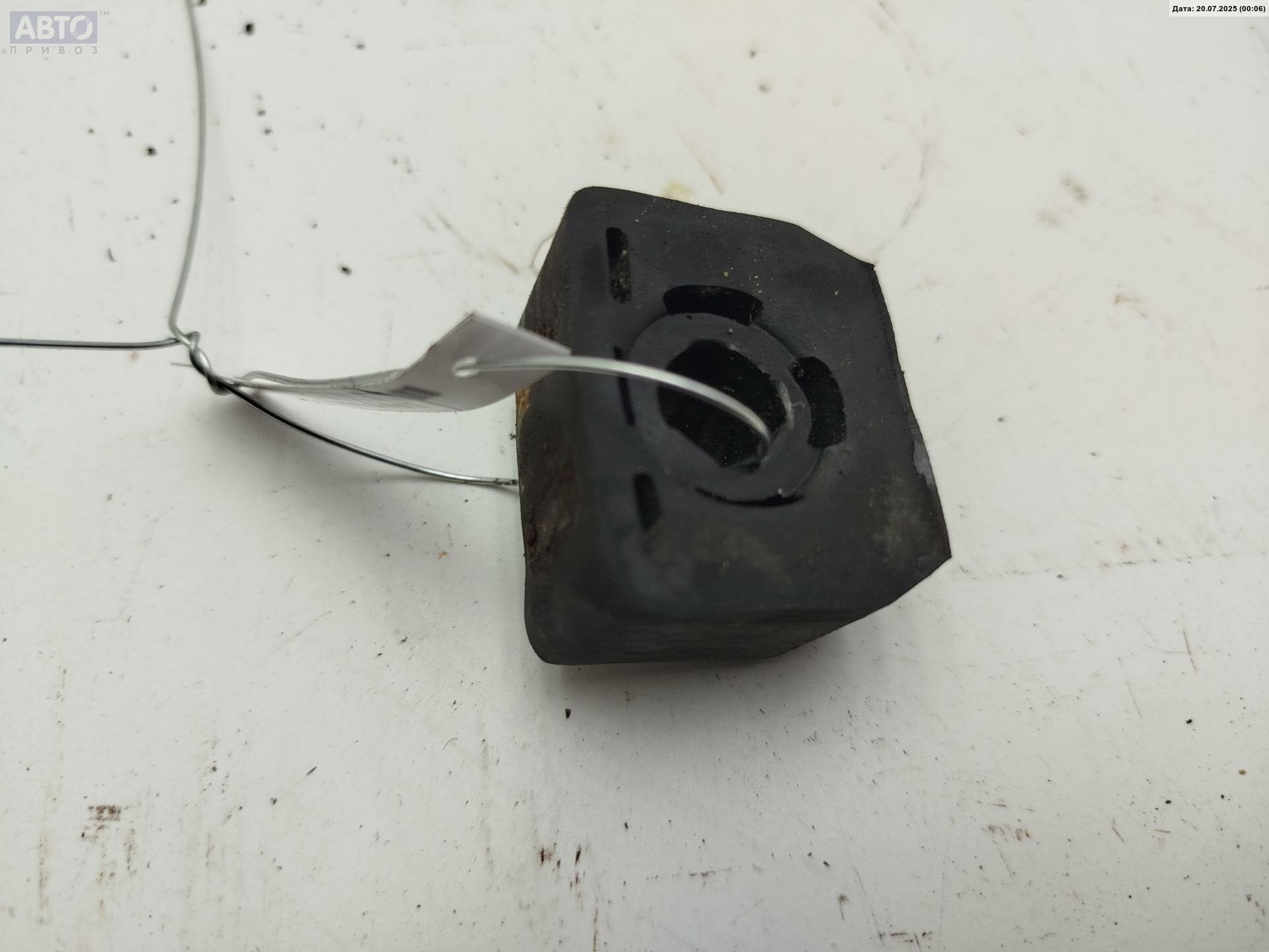 Кронштейн радиатора Opel Omega B (1994-2003)