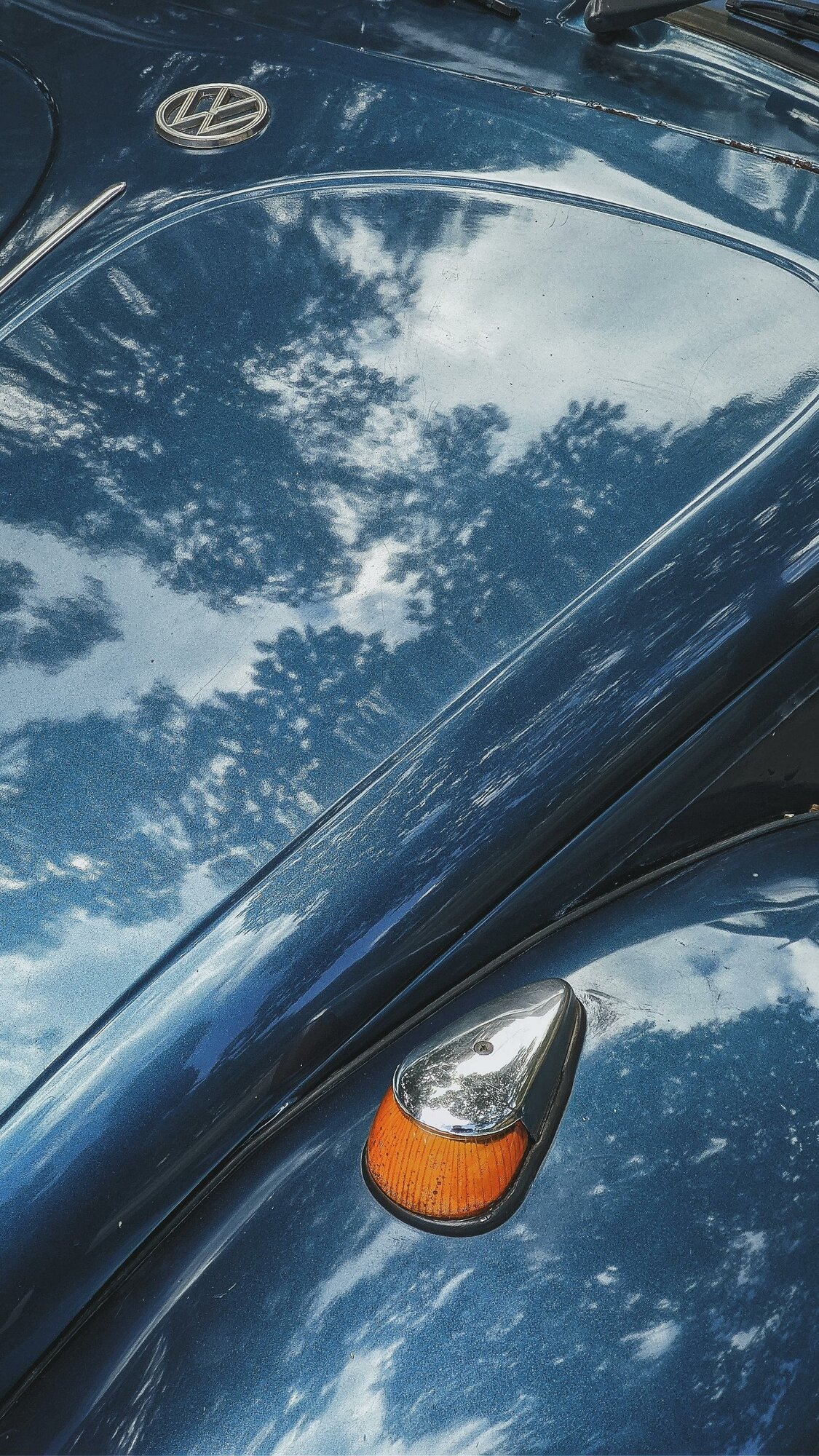 Картина на холсте 60x110 LinxOne "Автомобиль, интерьер для дома / декор на стену / дизайн