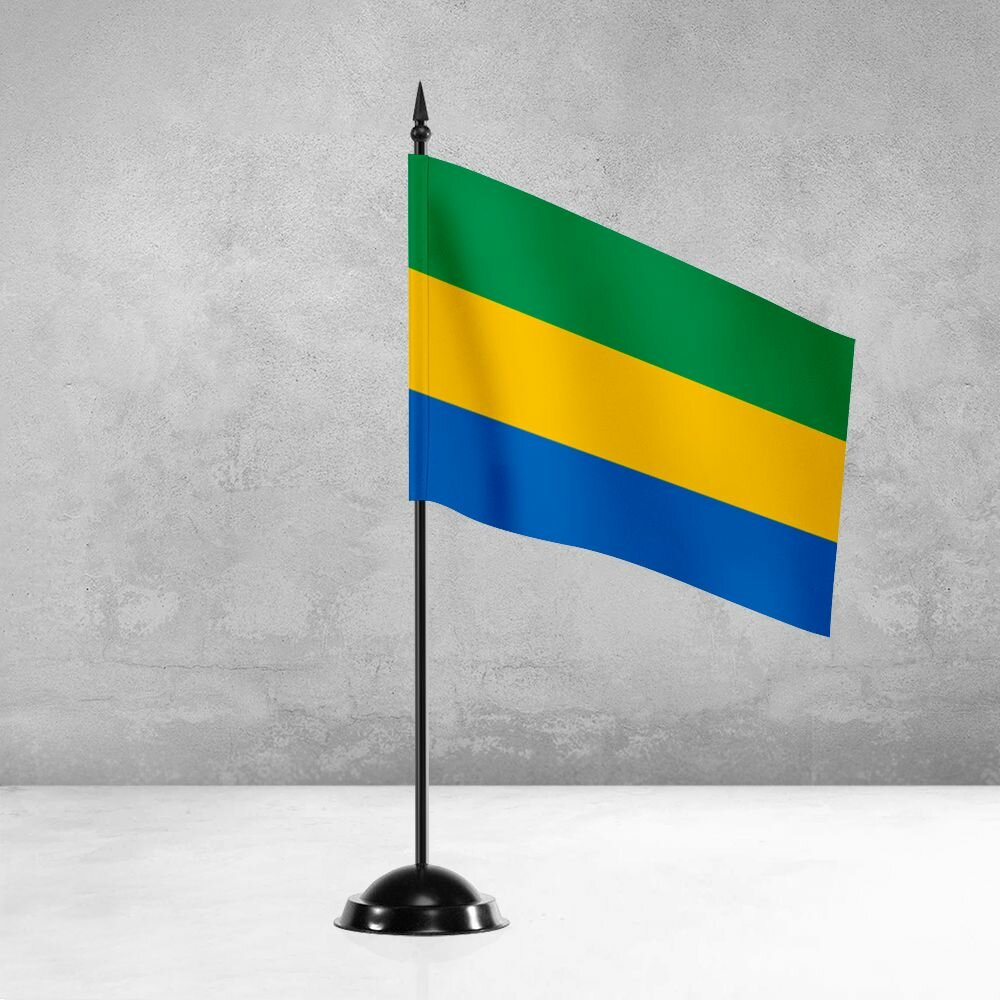 Настольный флаг Габона на пластиковой черной подставке