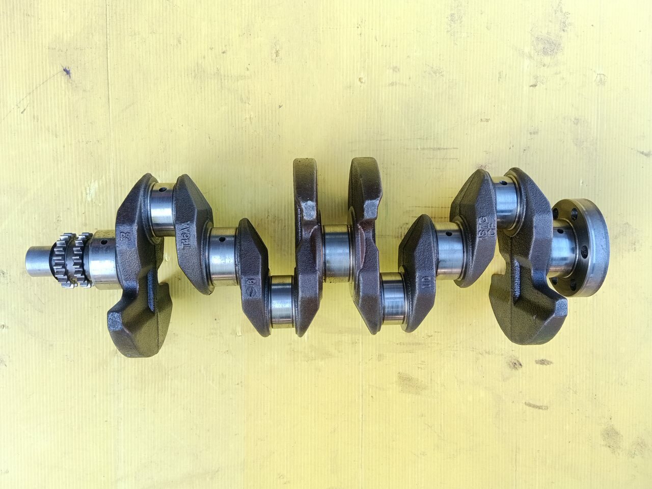 Ford C-MAX Коленвал 2л