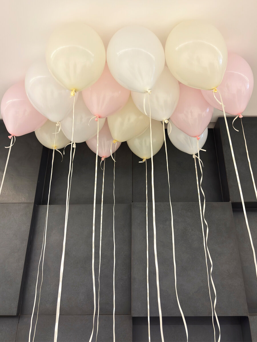 Воздушные шары под потолок, шарики под потолком 15 шт Pinterest розовый, айвори, белый