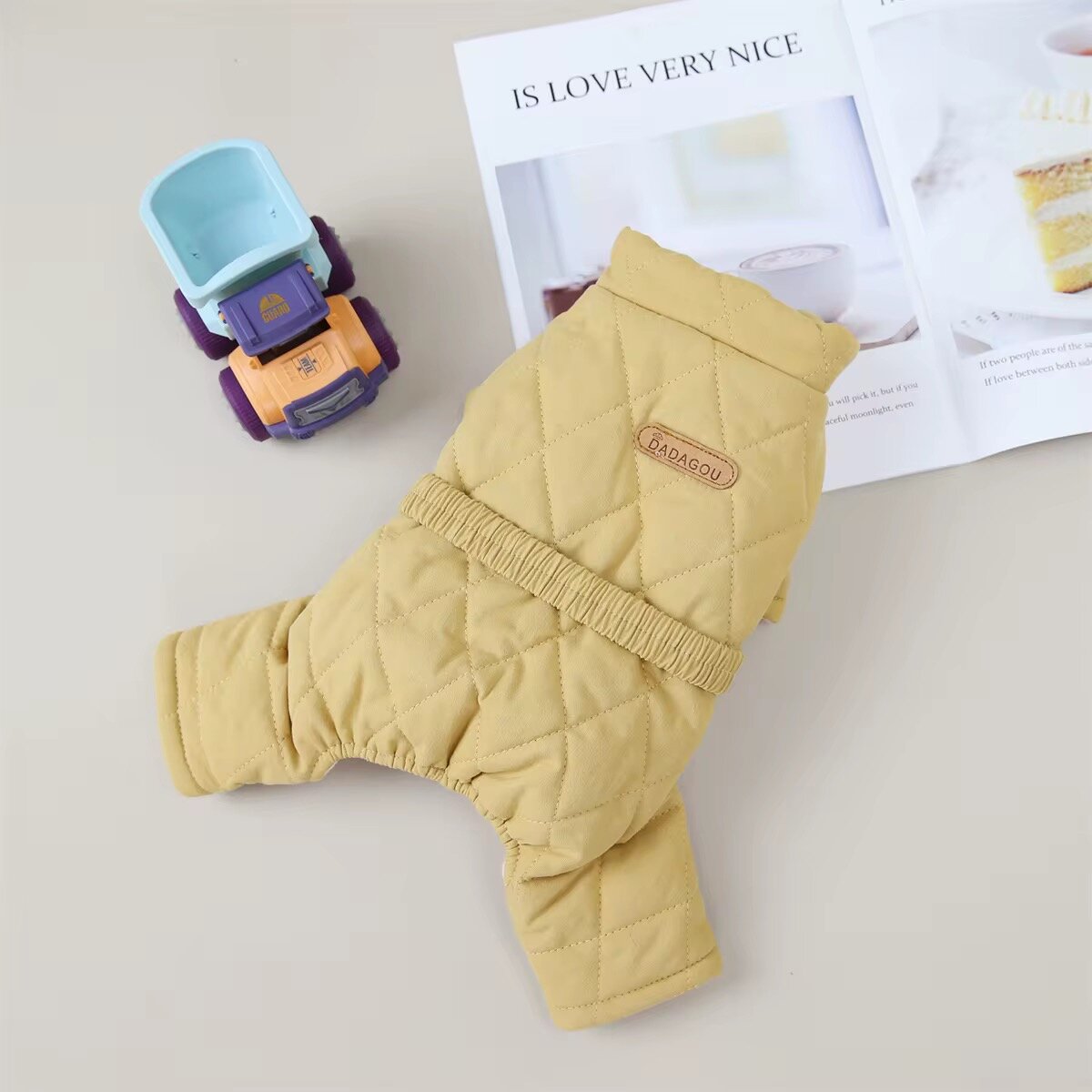 Комбинезон зимний для собак "Хлястик" в темно-бежевом цвете. Размер L.