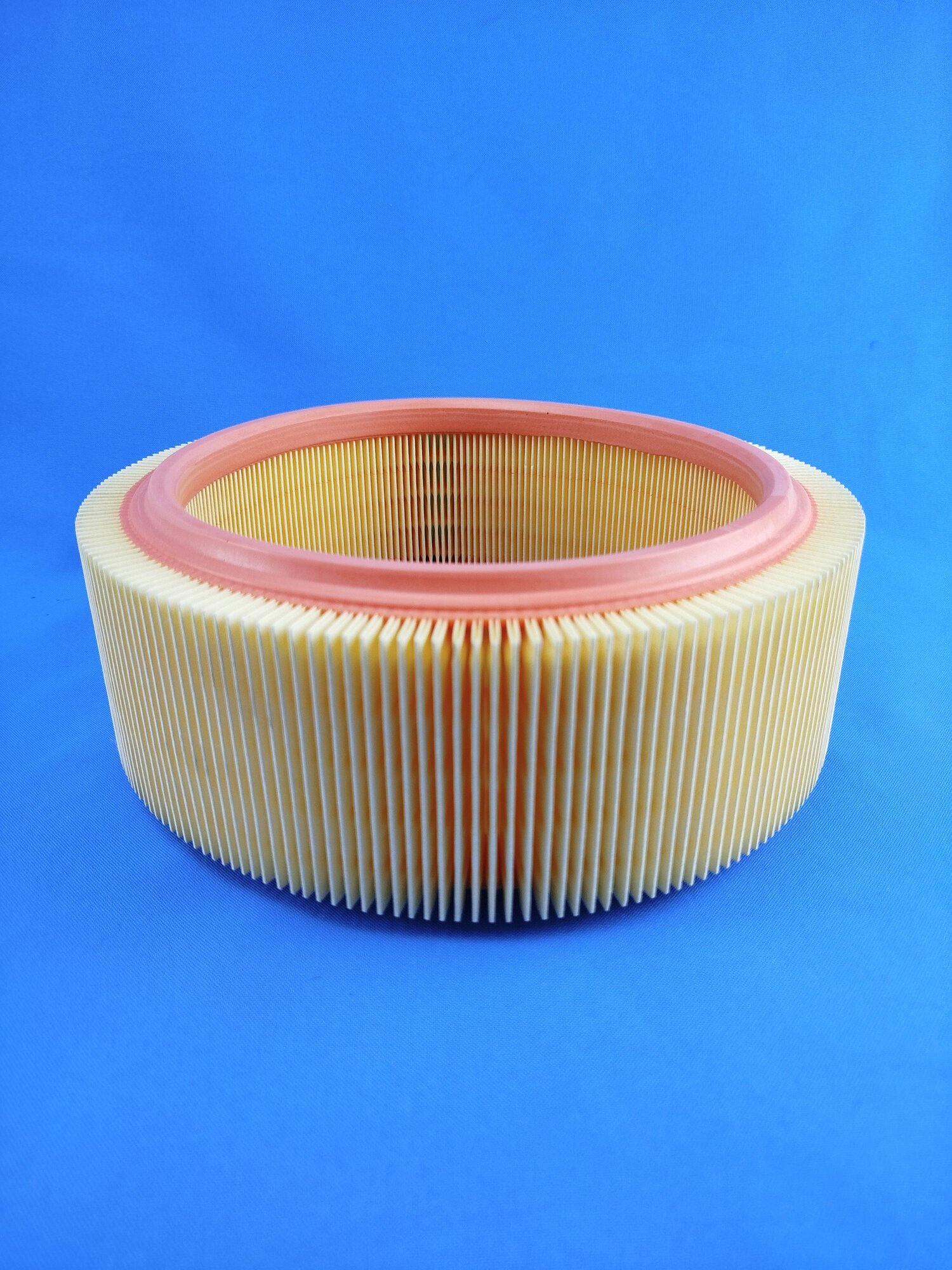 Фильтр воздушный "Finwhale" для автомобилей Ларгус, Renault Logan 8кл, Sandero I, Clio II круглый