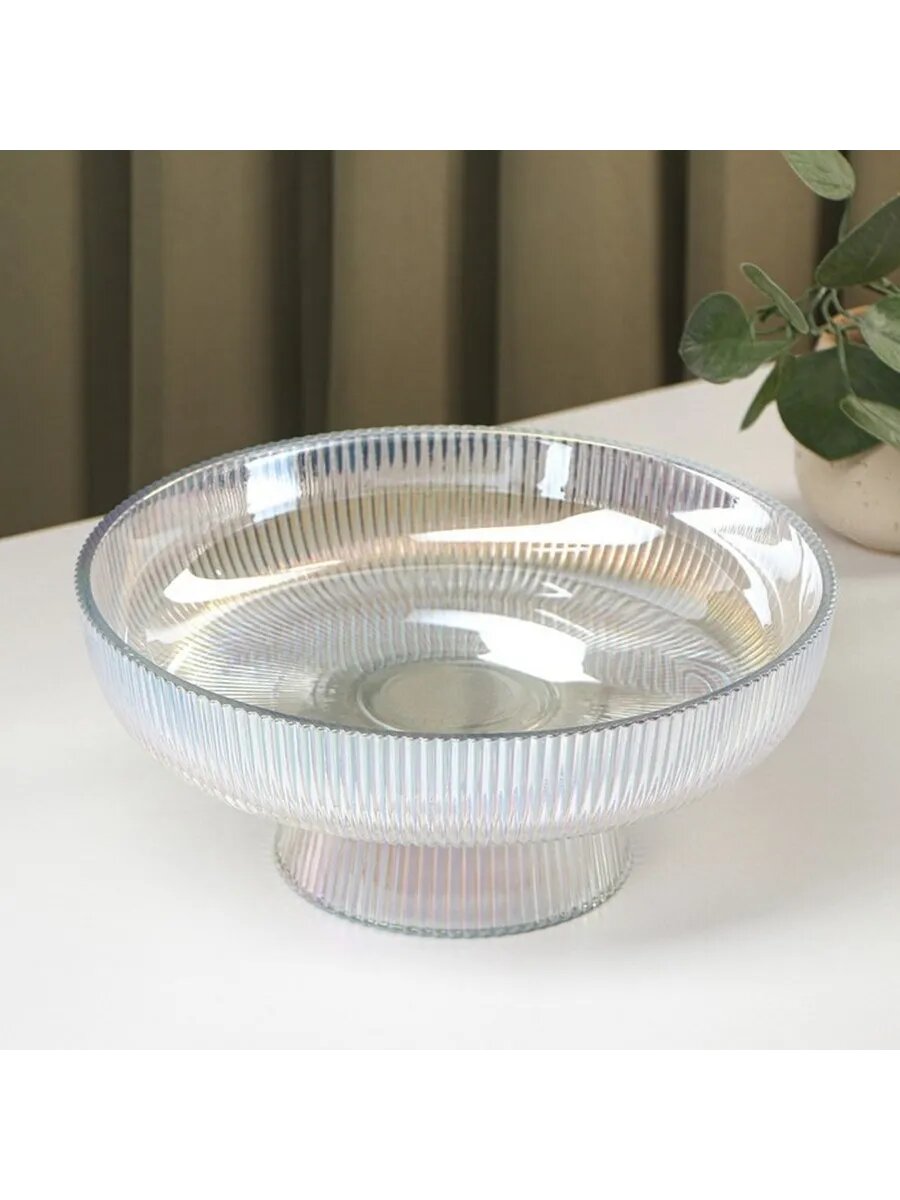 Перламутровая ваза для фруктов с рельефом